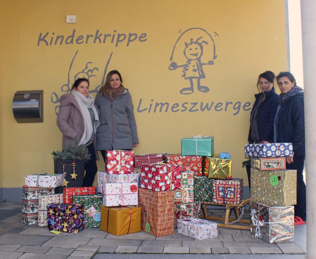 36 Kleiderkisten Kindergarten und der Kinderkrippe Pfofeld Vivien ...